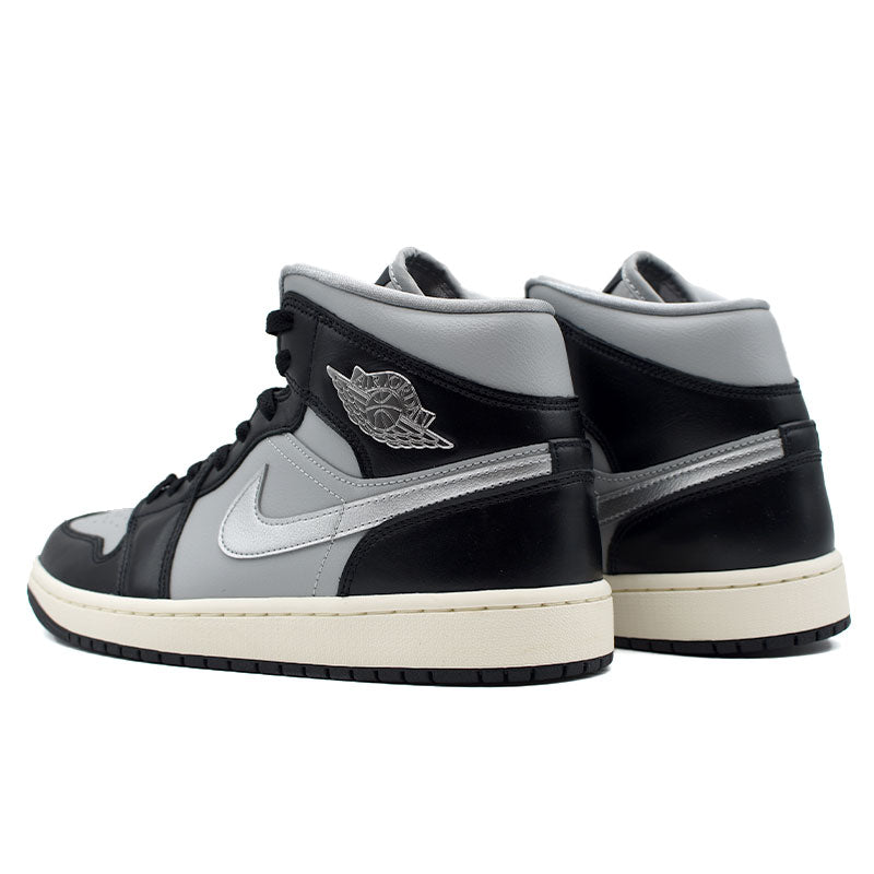 NIKE WMNS AIR JORDAN 1 MID SE "Black Chrome" FB9892-002 – nouvelle